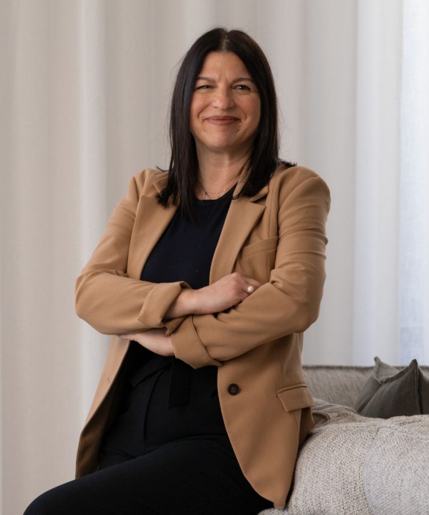 Dina - Eclipse Real Estate