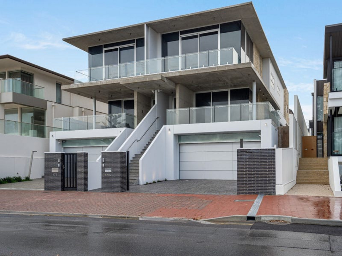 Lift Installed Archives - Eclipse Real Estate